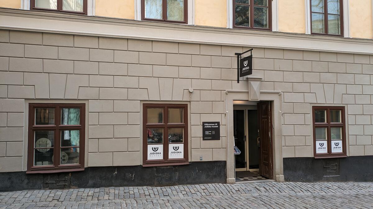 Judiska museet i Stockholm: ”En kompromiss mellan öppenhet och säkerhet ...